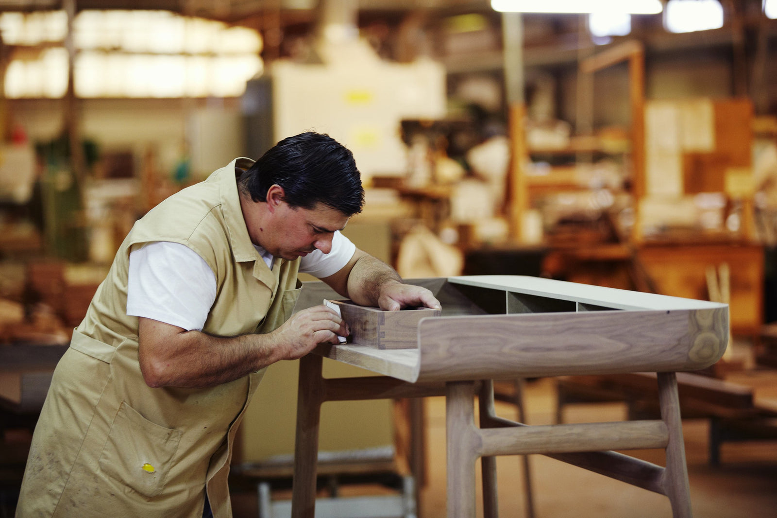 IN-HOUSE CRAFT & CRAFTSPEOPLE – De La Espada USA